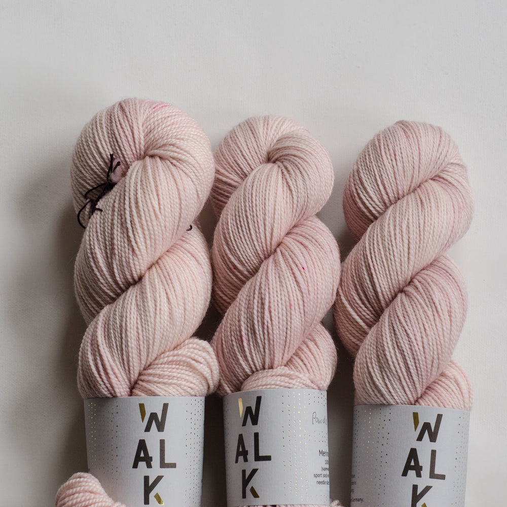 YARN SET "Intertwined" – Walk Collection